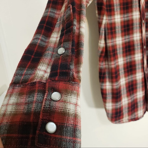 WindRiver Outiftters | Shirts | Wind River Classic Fit Plaid Red Button ...